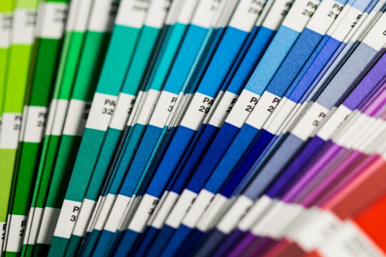 Colorimetría en el diseño de interiores - Azulev